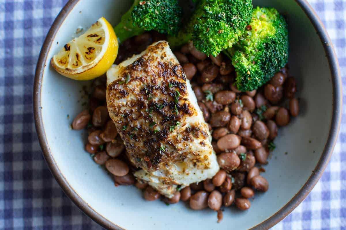 The Best Super Easy Thyme & Lemon Broiled Cod Recipe - katesbestrecipes.com