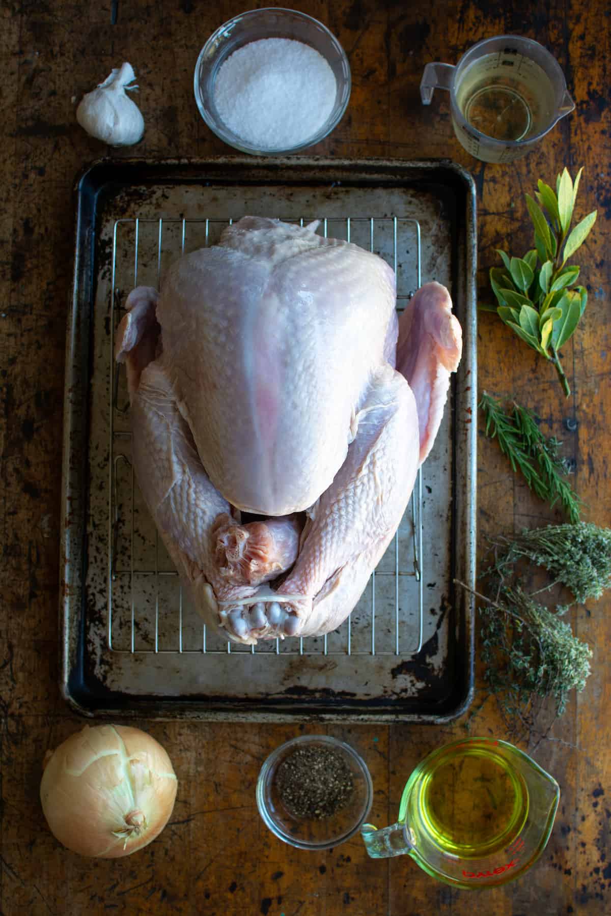 The Best Thanksgiving Turkey Recipe - katesbestrecipes.com
