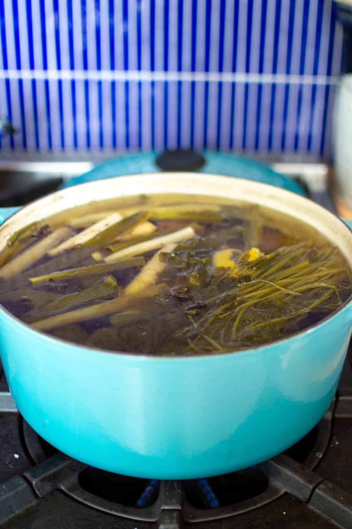 Easy Faux Short Rib Pho {Vietnamese Pho Bo Recipe} - katesbestrecipes.com